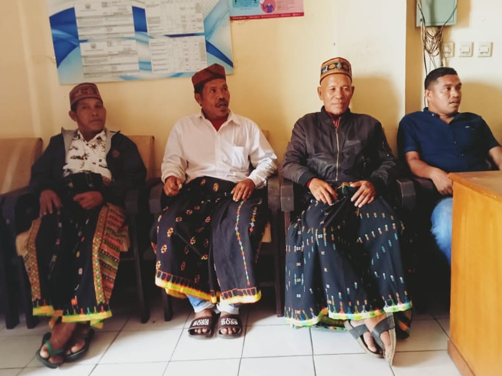 AMPP Desa Compang Cibal Datangi Kantor Inspektorat Manggarai AMPP Desa Compang Cibal Datangi Kantor Inspektorat Manggarai